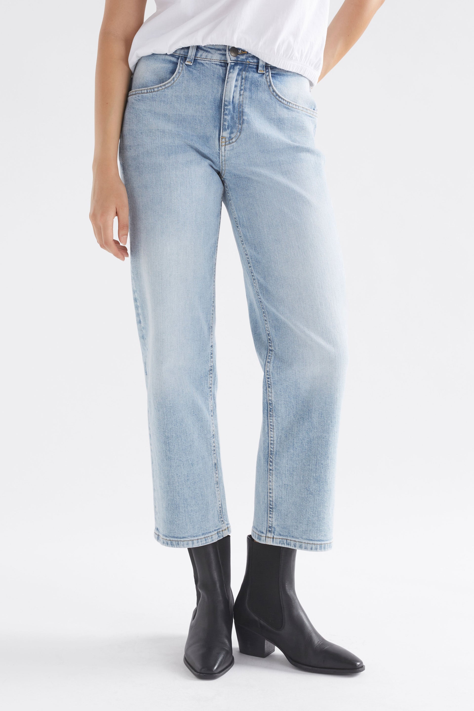 Ven Mid Rise Regular Fit Jean | ELK AU